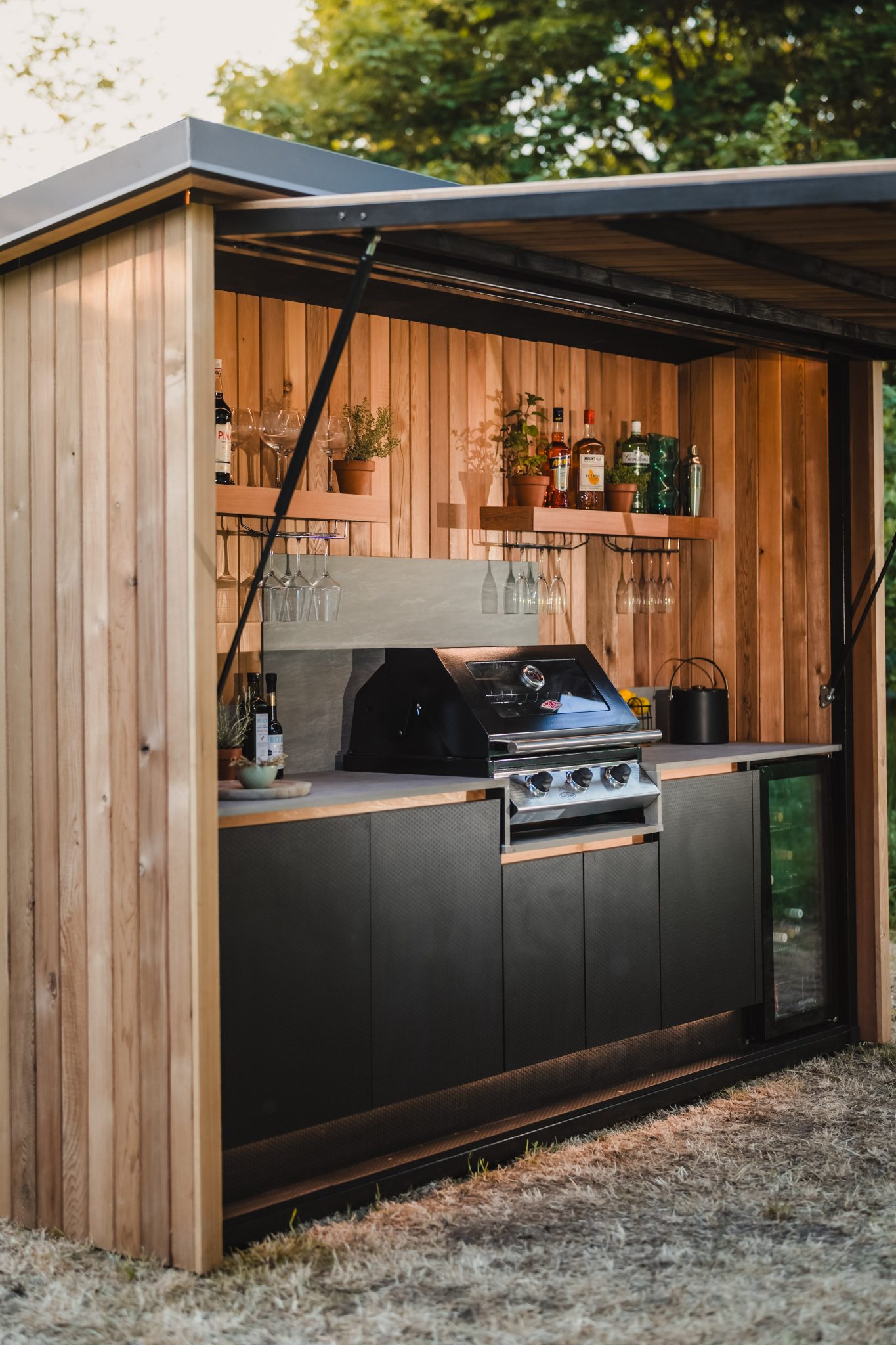 Elevate Outdoor Kitchens & Bars | Custom Outdoor Living